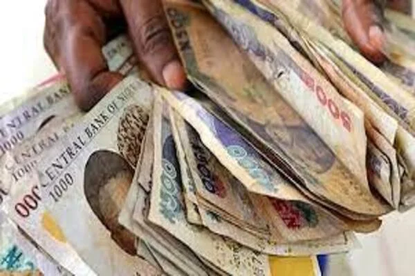 Nigeria - Nigeria's Cash Scarcity Dilemma: Hoarding, Cashless Policy ...