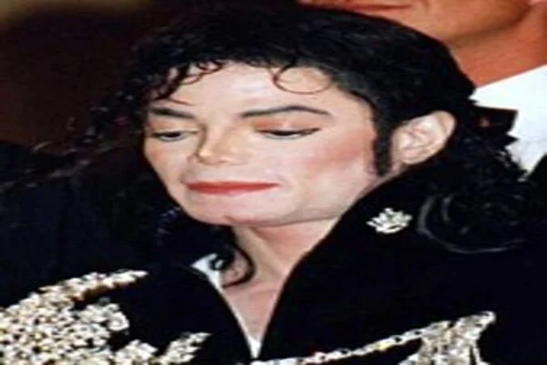 Americas - Michael Jackson Breaks Record with Four Videos Over 1 Billion Views | Nigerian ...