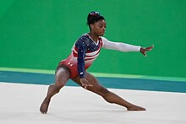 Americas - [VIDEO] Simone Biles Dazzles in Spectacular Olympic Return ...