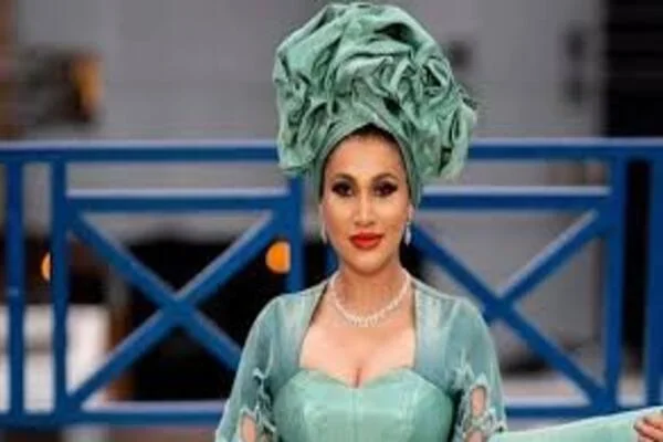 Nigeria - Carolyna Hutchings' Racism Claim Sparks Debate in Nigeria ...